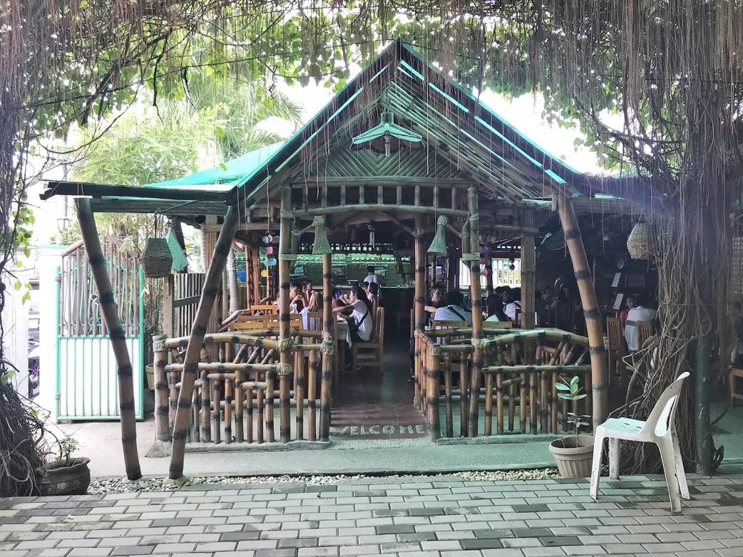 MABINI RESTAURANTS - Batangas Beaches and Resorts