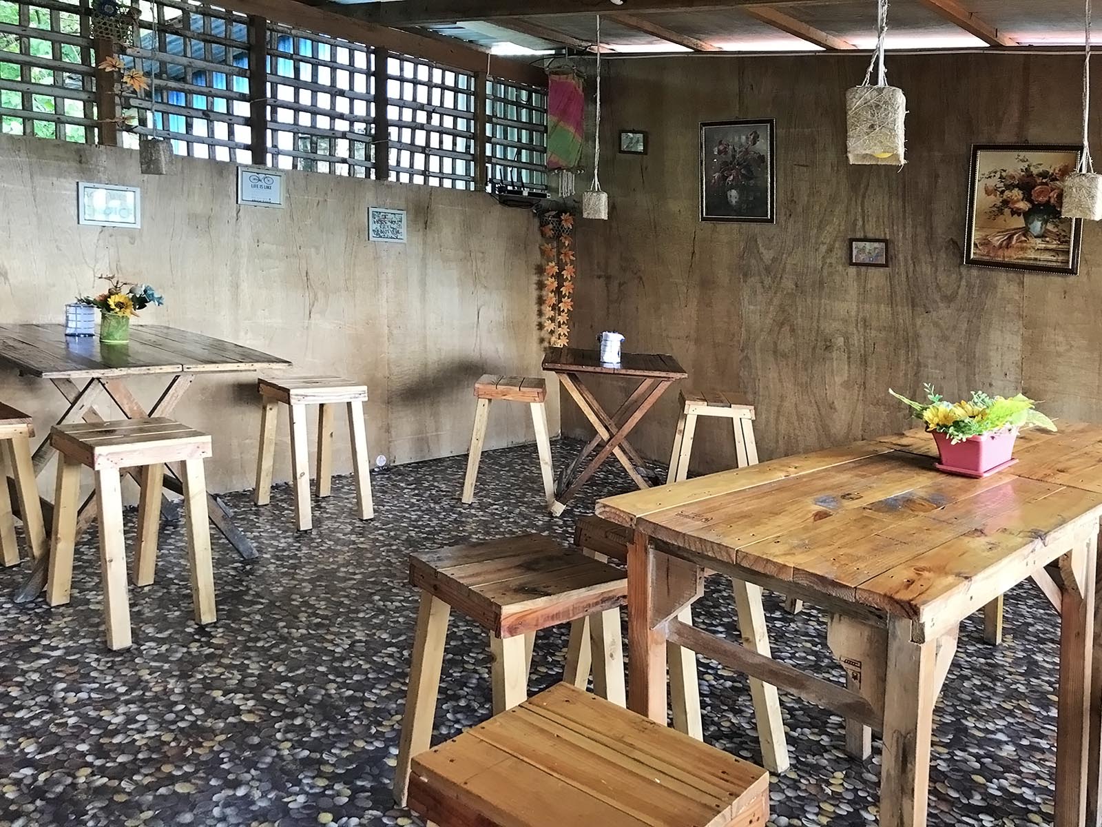 MAMITA'S SNACK HAUZ in Calatagan: Restaurant Menu - Batangas Beaches ...